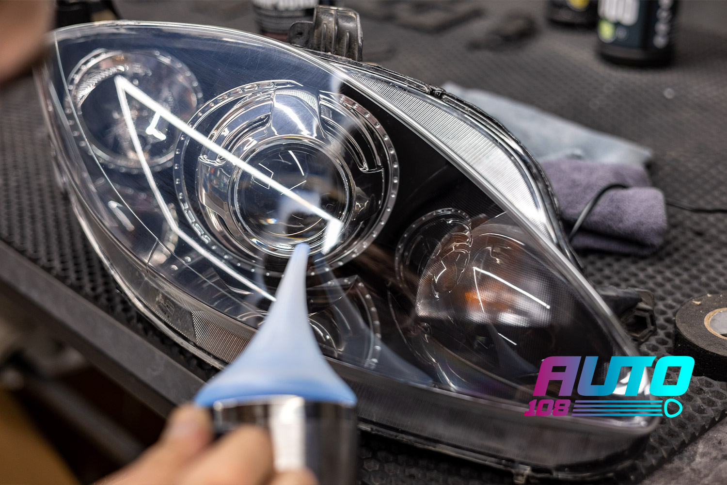 Улучшение света Seat Altea – установка светодиодных линз Rayzer ...